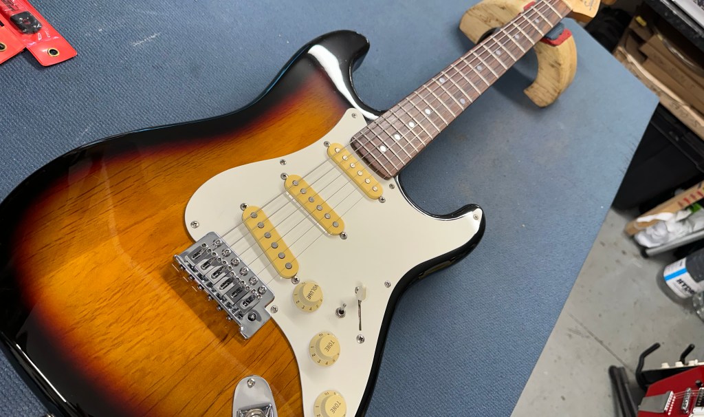 Agrajag Guitars – Electric guitar builder. Setup, repair and ...
